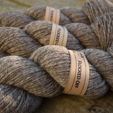 Blacker Yarns – KNiTT